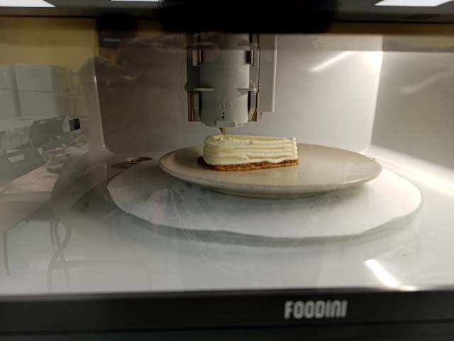 Introducing the Foodini - Gloria's Tech Cafe